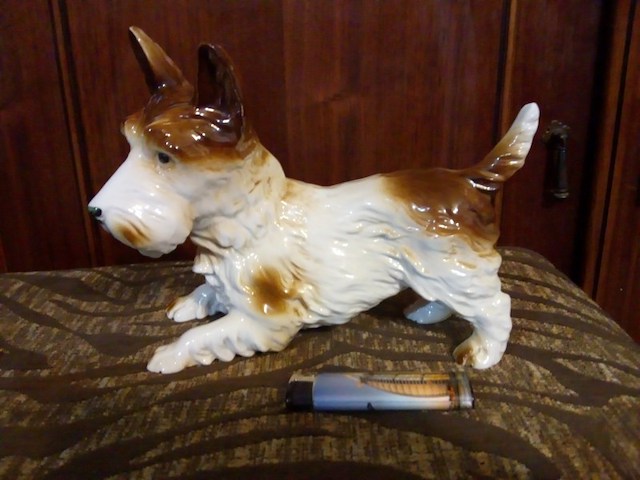 Figura psa, keramika, Germany, dužina 21 cm