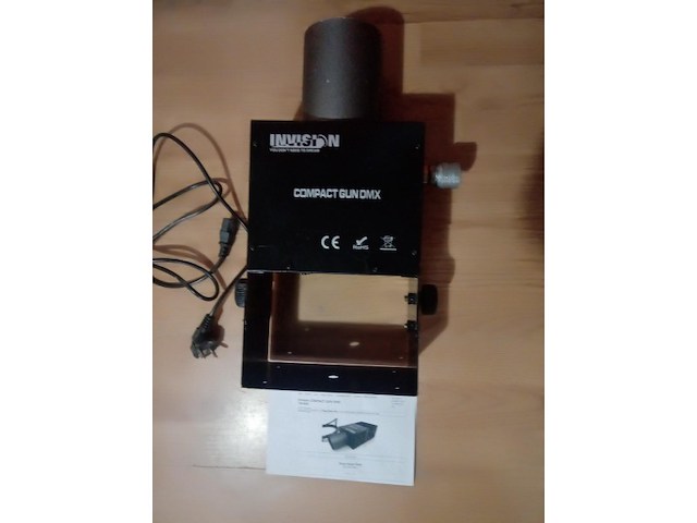 Masina za efekte Invision compact gun dmx (bacac dima)