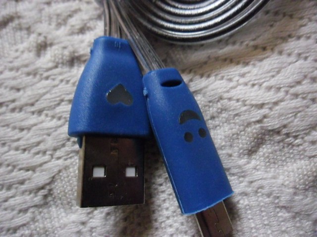USB svetleci kabal  za punjenje