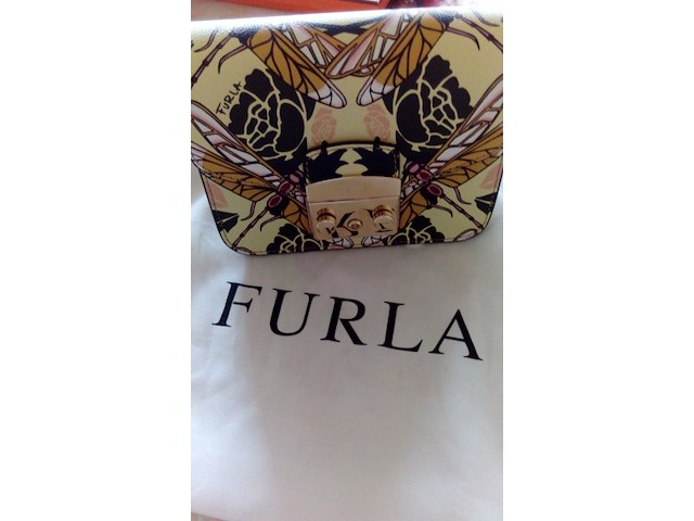 **Furla tasna**