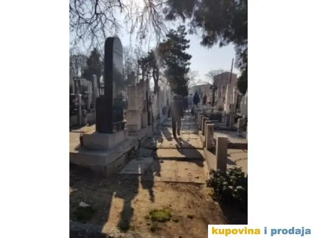 Grobnica - Novo groblje u Beogradu, Ruzveltova