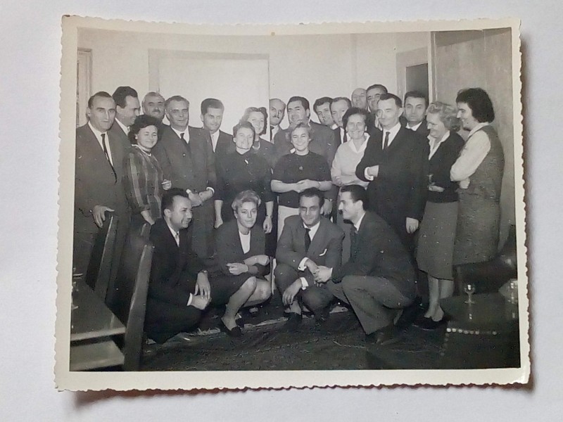 Grupna Fotografija