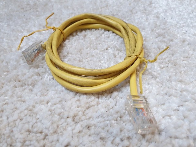 Kabl UTP mrežni 120cm dužine žute boje