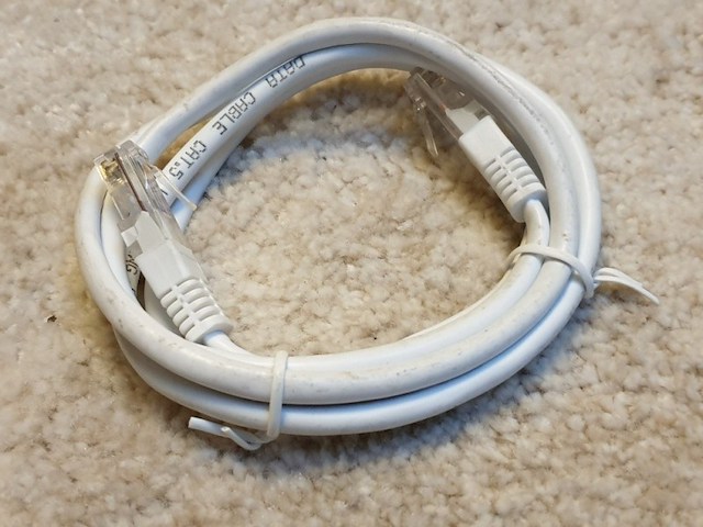 Kabl UTP mrežni 120cm dužine bele boje