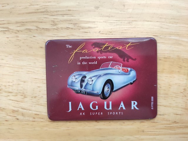 Magnet za frižider automobil jaguar
