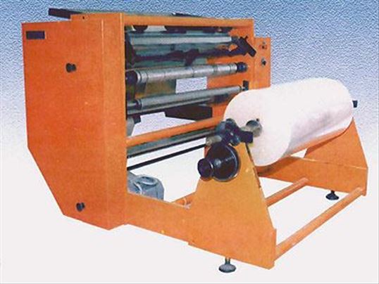 Mašina za uzdužno rezanje papira, netkanih materij