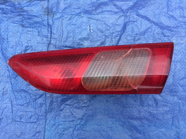 Zadnja lampa za Alfa Romeo 156