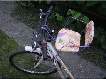 Decija stolica za bicikl