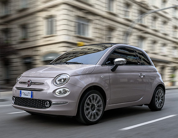 Automobil Fiat 500