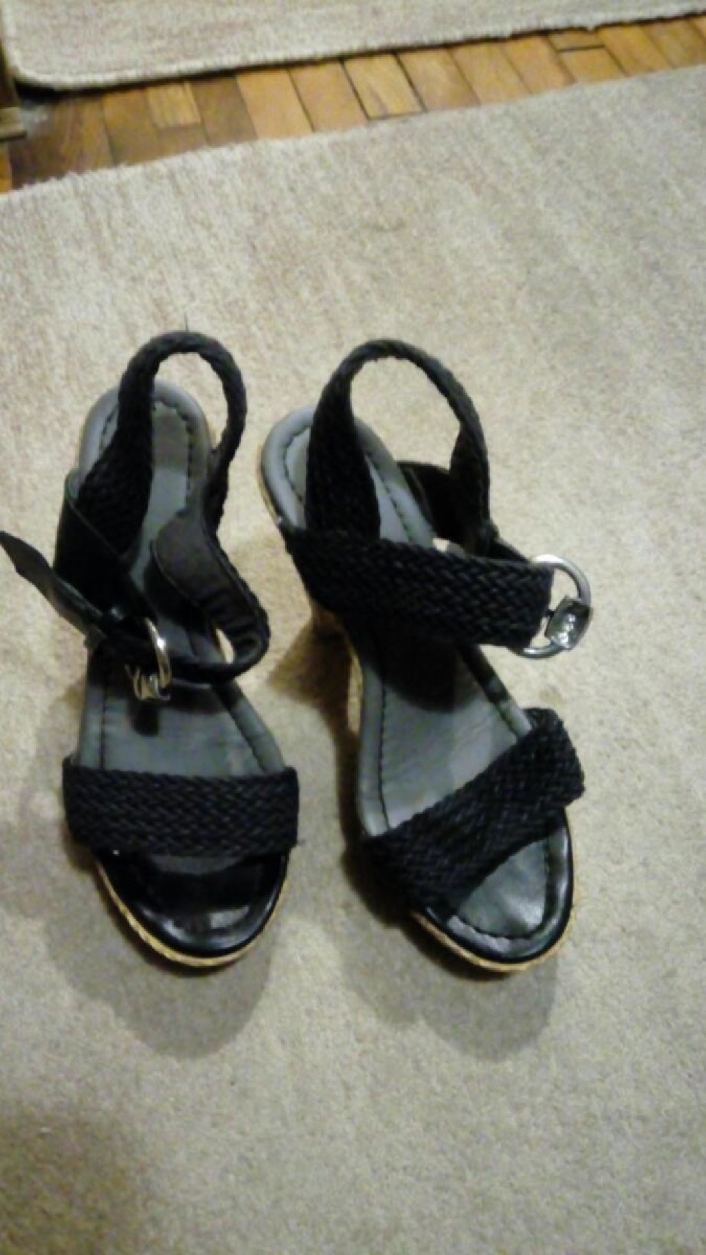 Sandale, Size: 37