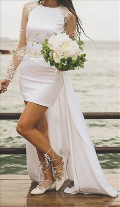Atraktivna venčanica- svečana haljina