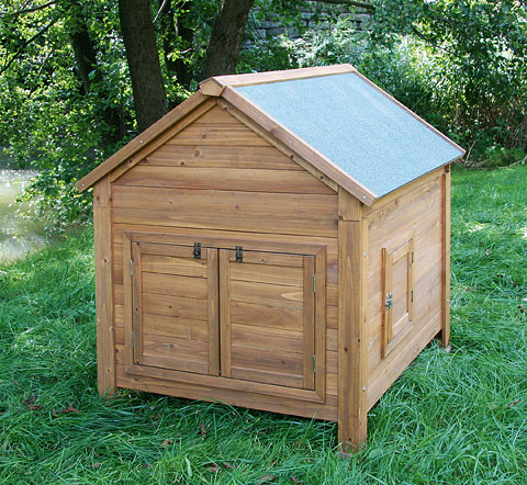 Drvena kuća za zečeve ili kokoške