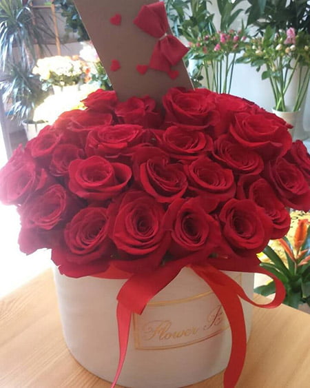 Flower box sa 35 crvenih ruža