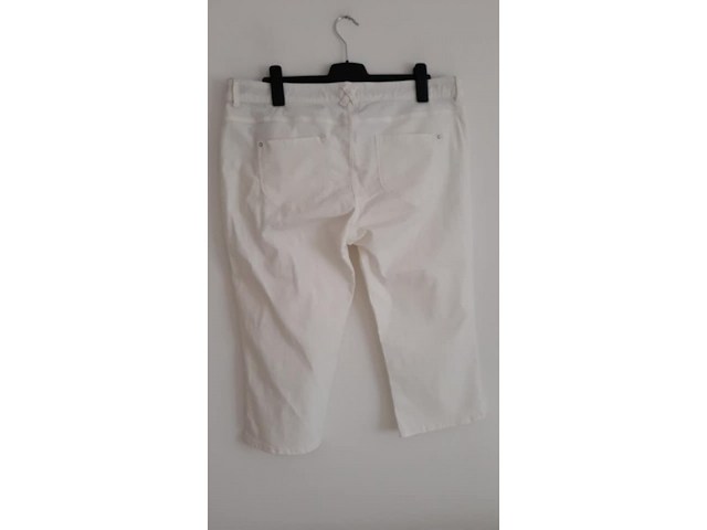 Pantalone 3/4Yessica 46