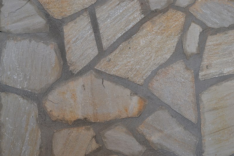Bela lomljena studenica dekorativni kamen za oblaganje zidova
