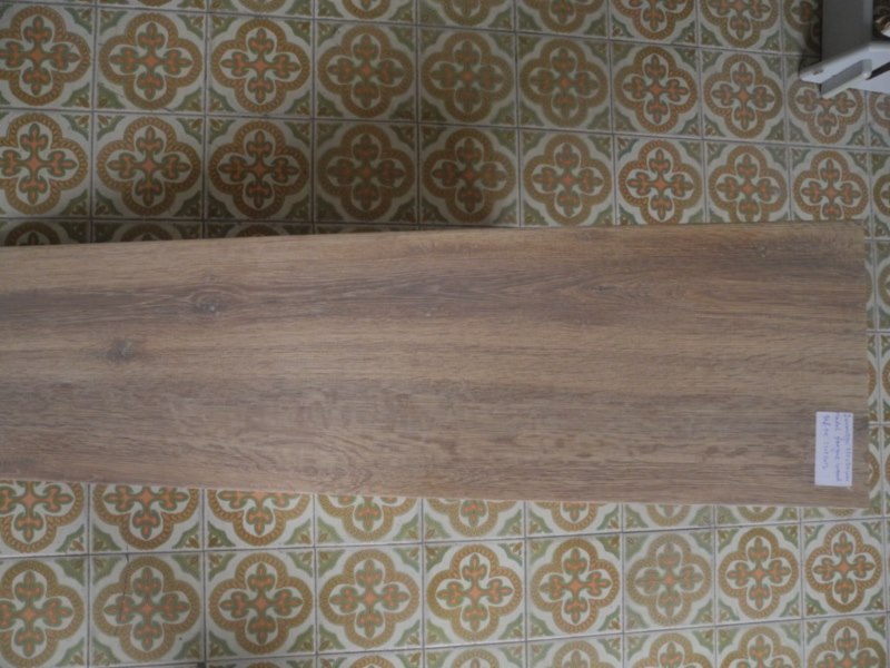 Porcelanska imitacija drveta 115x20cm PRAGUEWOOD