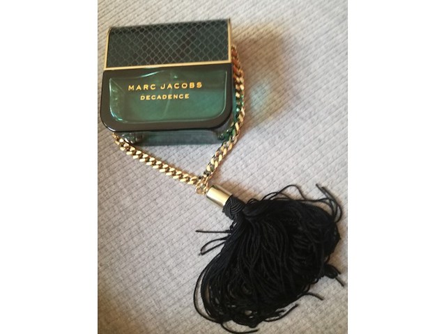 Marc Jacobs Decadence bočica