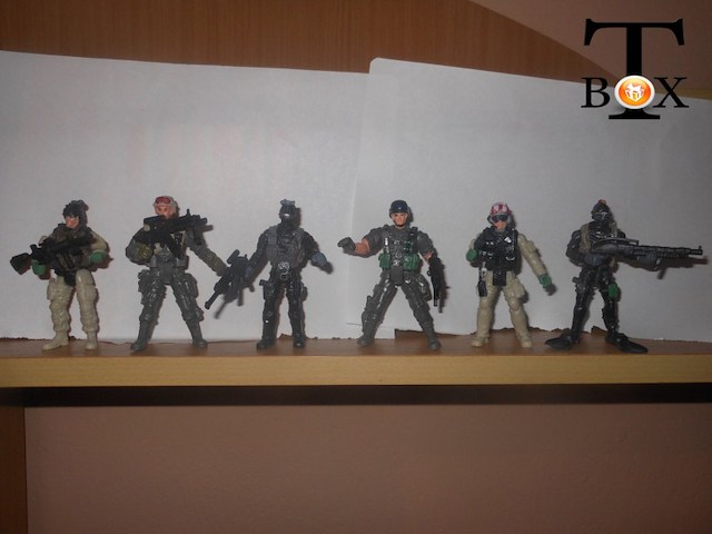 PROCITAJ OPIS: Counter strike SWAT Team Fighters