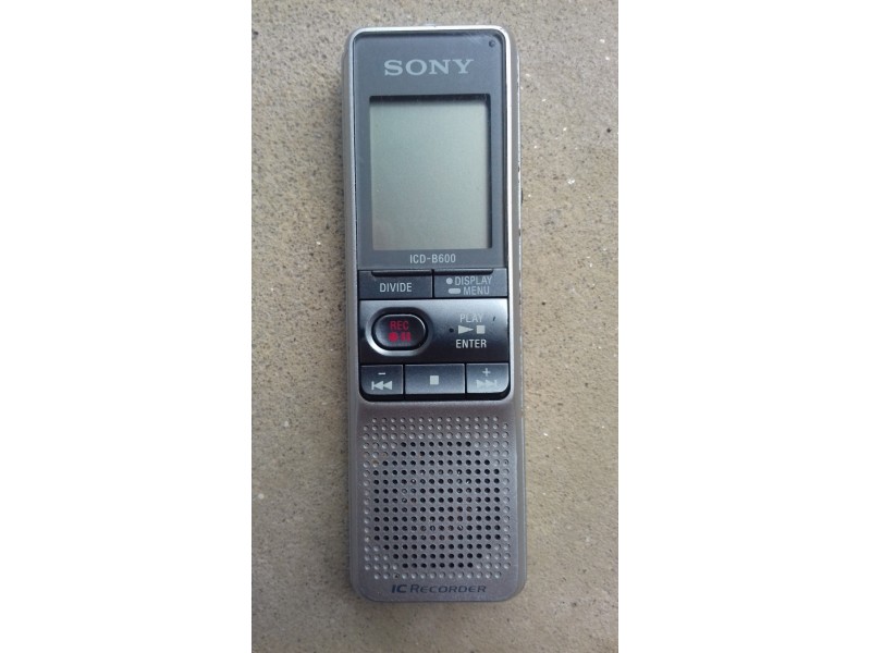 SONY ICD-B600