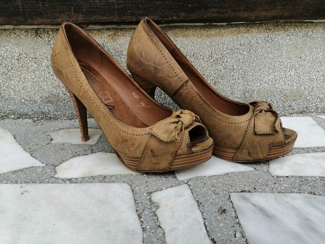 Ženske kožne cipele