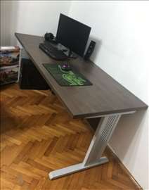 Kancelarijski sto, kompjuterski sto, radni sto