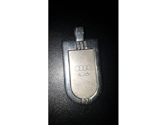 Audi privezak