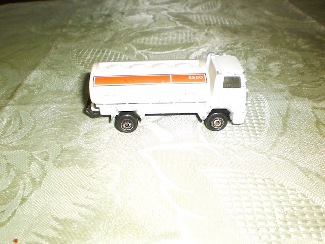 Majorette No 241-245 - Ford - 1/100
