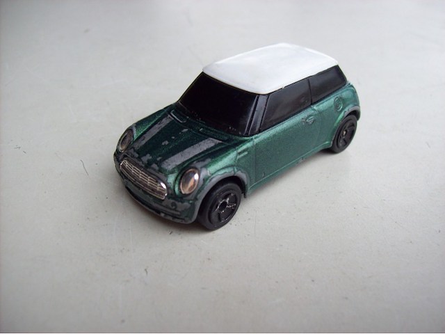 MINI COOPER - MAJORETTE  1/56