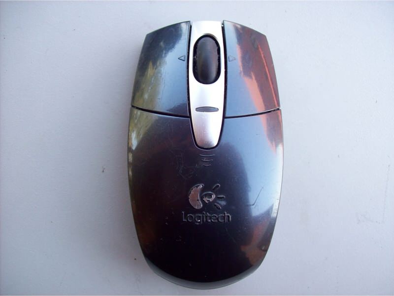 Logitech bezicni mis