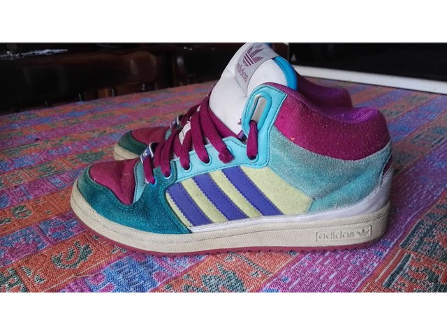 ADIDAS PATIKE