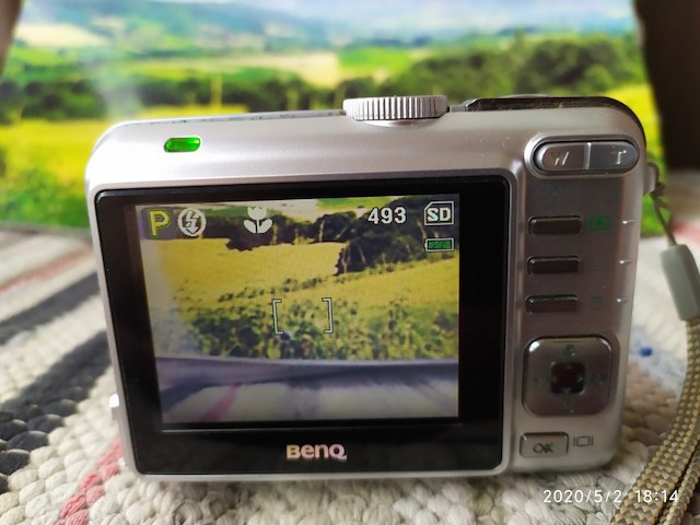 Digitalni foto aparat BENQ 5 mp 3x opt. zum