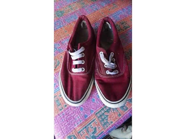 VANS PATIKE