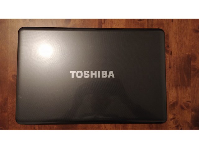 Poklopac panela - ekrana BR2 za Toshiba L670 , L670D ,