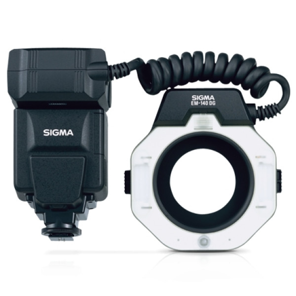 Sigma EM 140 DG Macro blic za Nikon