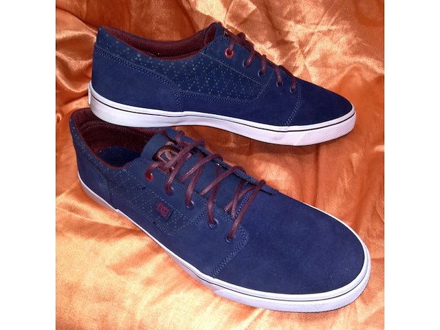 `DC SHOES` cipele-patike br. 43