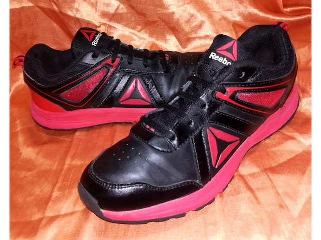 `REEBOK` patike br. 37