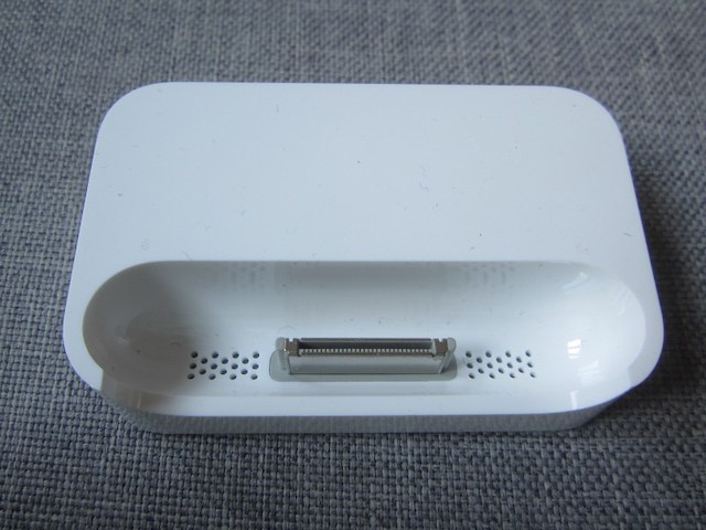 Apple Cradle-Dock-Charger za iPhone ili iPod