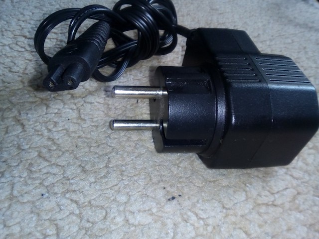 AC-DC Adapter 3V 0,9A model DE-0.9-03DW 35/9