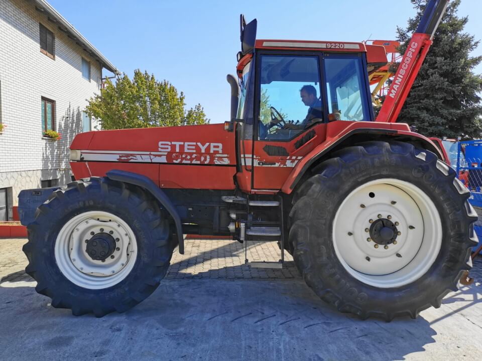 STEYR 9220