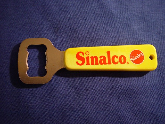 otvarač za flaše Sinalco