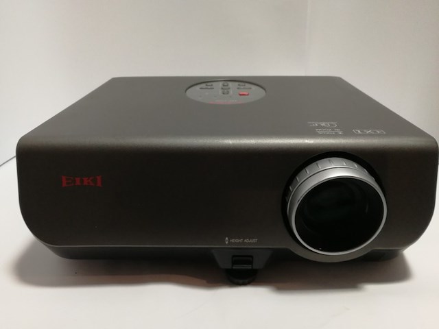 Eiki EIP2500 projektor