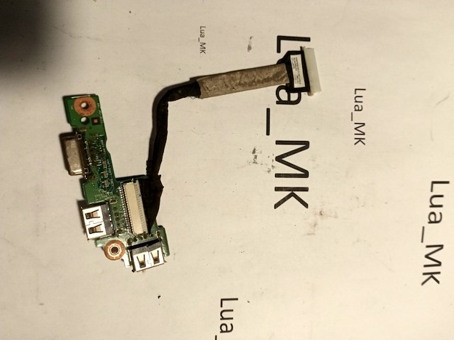 Dell M5010 VGA i USB konektor