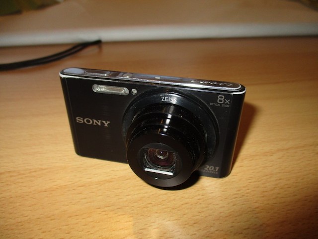 SONY DSC-W830 digitalni aparat