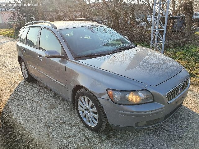 Volvo V50 2.0 D 100kw POLOVNI DELOVI