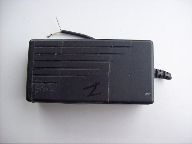 AC Adapter 20 V - 3.25A ILAN