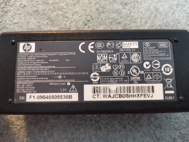 HP punjac 4.0X1.7mm Original  19V 1.58A