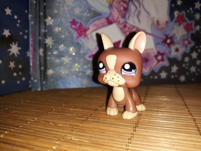 Littlest pet shop lps 84