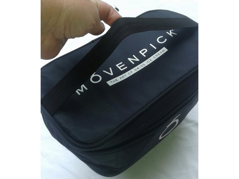 *Moven pick*