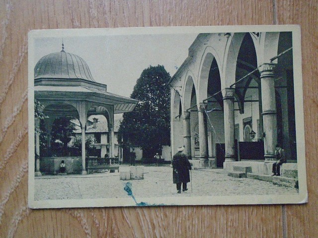 SARAJEVO - dvorište Begove džamije