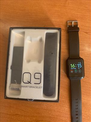 Q9 Smart Watch Bluetooth korišćen